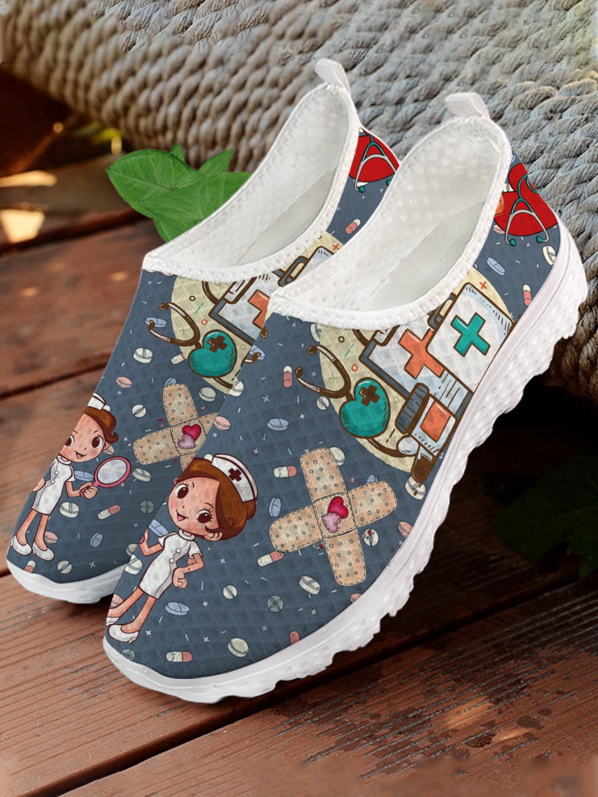 Design Women White Nursing Shoes Cute Cartoon Nurse Doctor Medical ...