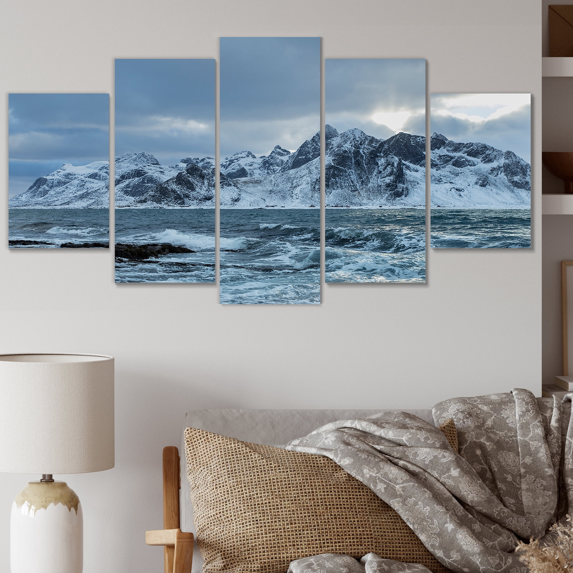 Designart "Alaska s Untamed Wilderness I" Landscapes Art Living Room ...