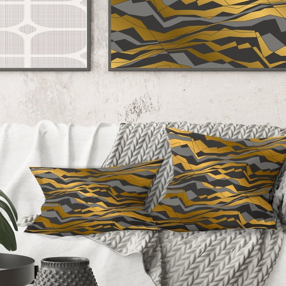 Designart Angled lines and waves pattern' Mid-Century Modern Throw ...