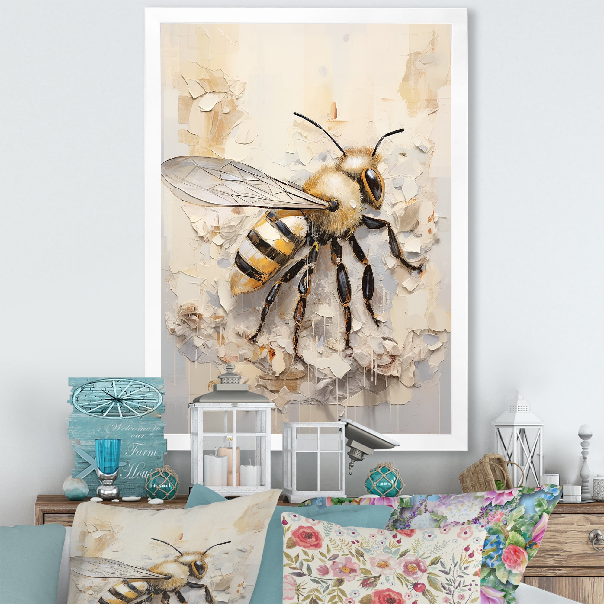 Designart "Minimalist Buzzing Bee Art I" Animals Bee Picture Framed ...