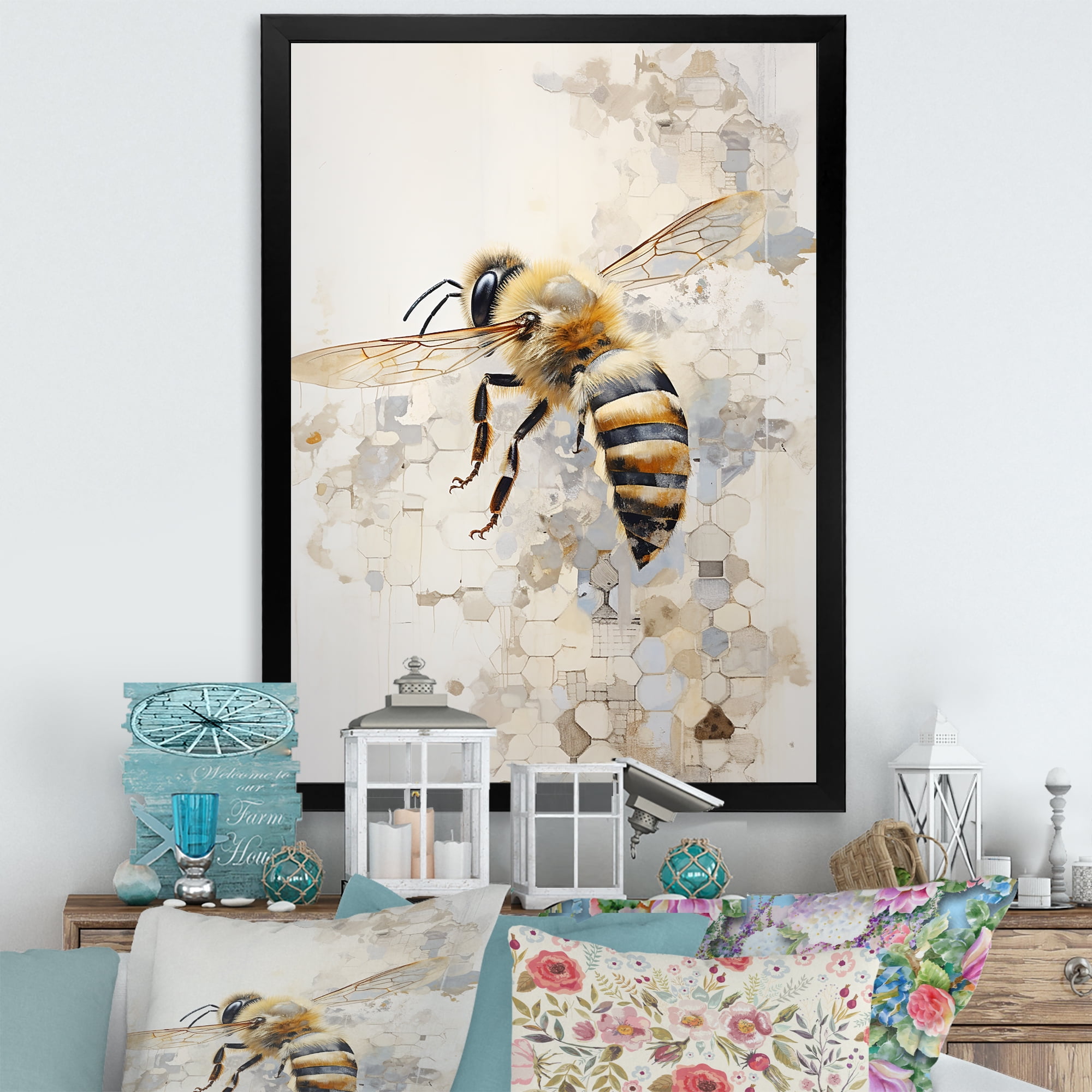 Designart "Minimalist Buzzing Bee Art II" Animals Bee Picture Framed ...