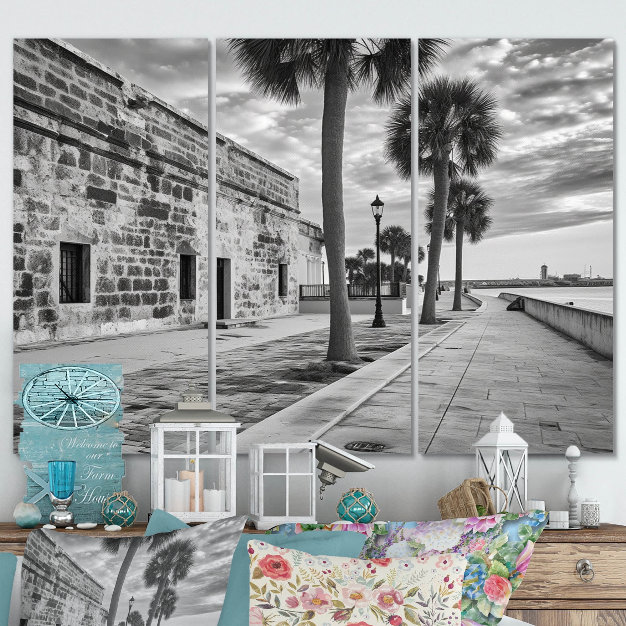 Designart "Monochrome Sunshine State Vista I" Florida Metal Wall Art ...