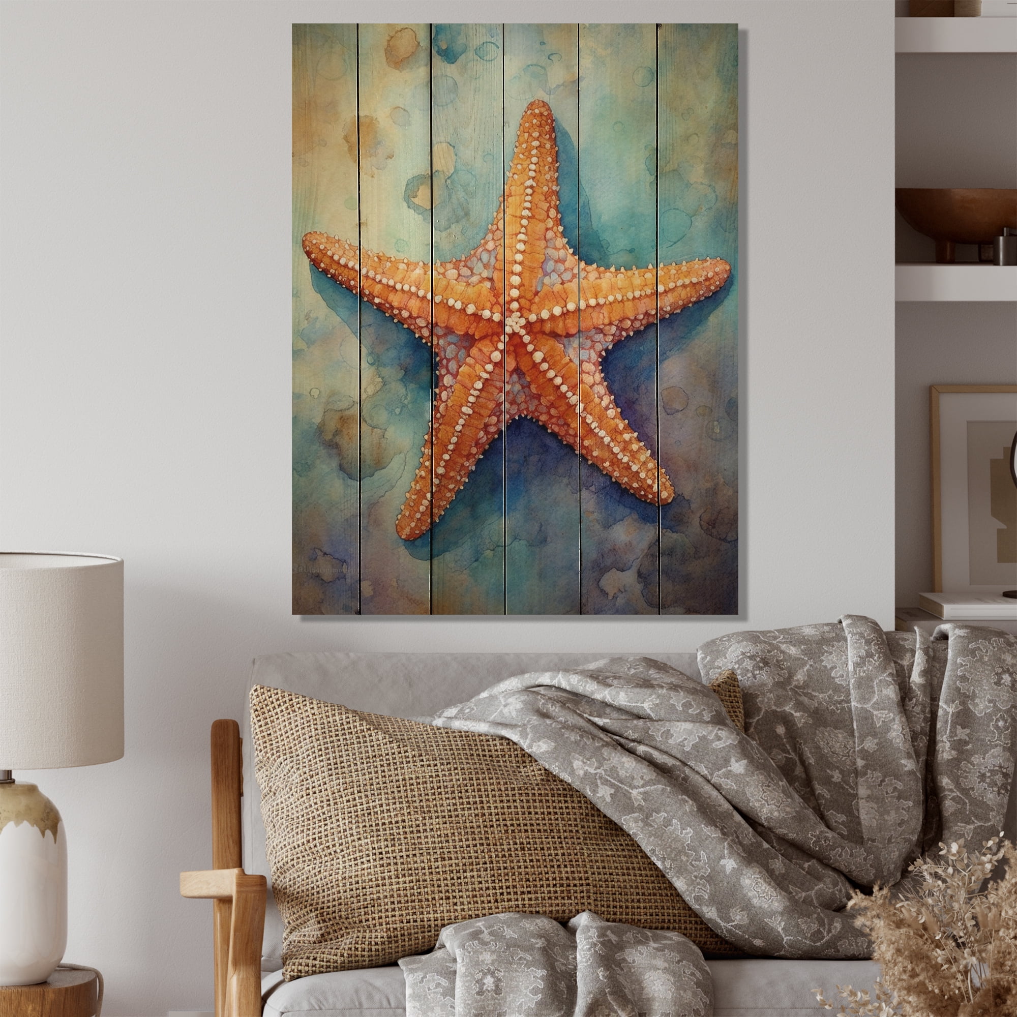 Designart "Twirling Ocean Star II" Animals Print on Natural Pine Wood ...