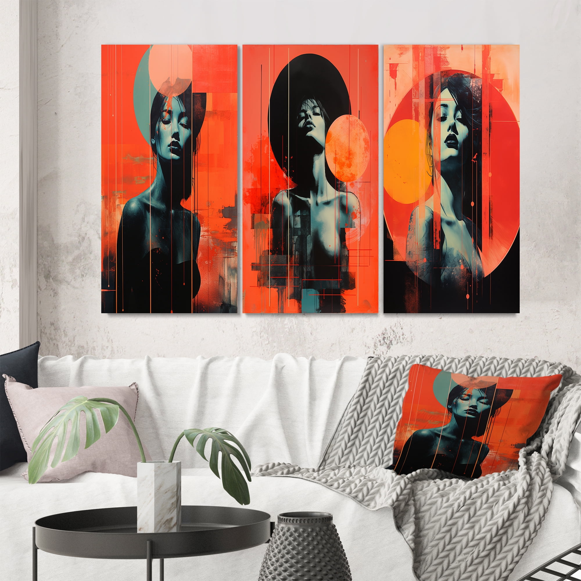 Designart "Vintage Sensual Delight Full Moon Aphrodisia IV" Woman ...