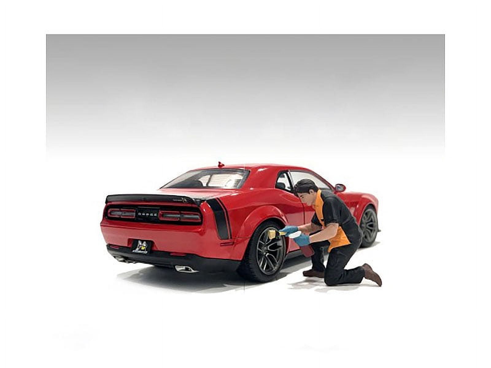 "Detail Masters" Figure 1 (Wheel Cleaning) for 1/24 Scale Models by ...