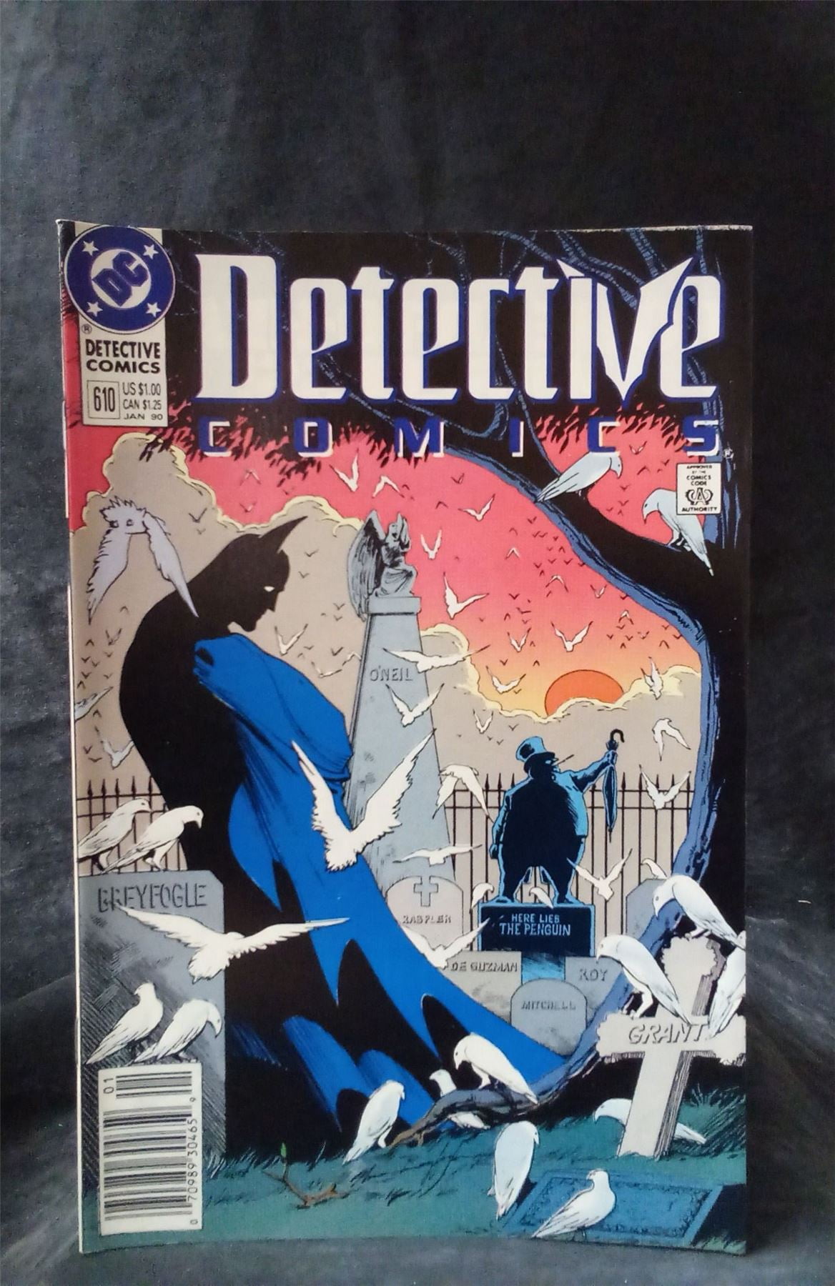 Pre-Owned Detective Comics #610 1990 DC Comics Comic Book - Walmart.com