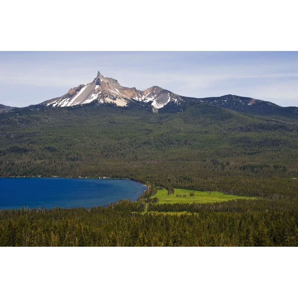 Diamond Lake and Mount Thielsen in Umpqua National Forest; Oregon ...