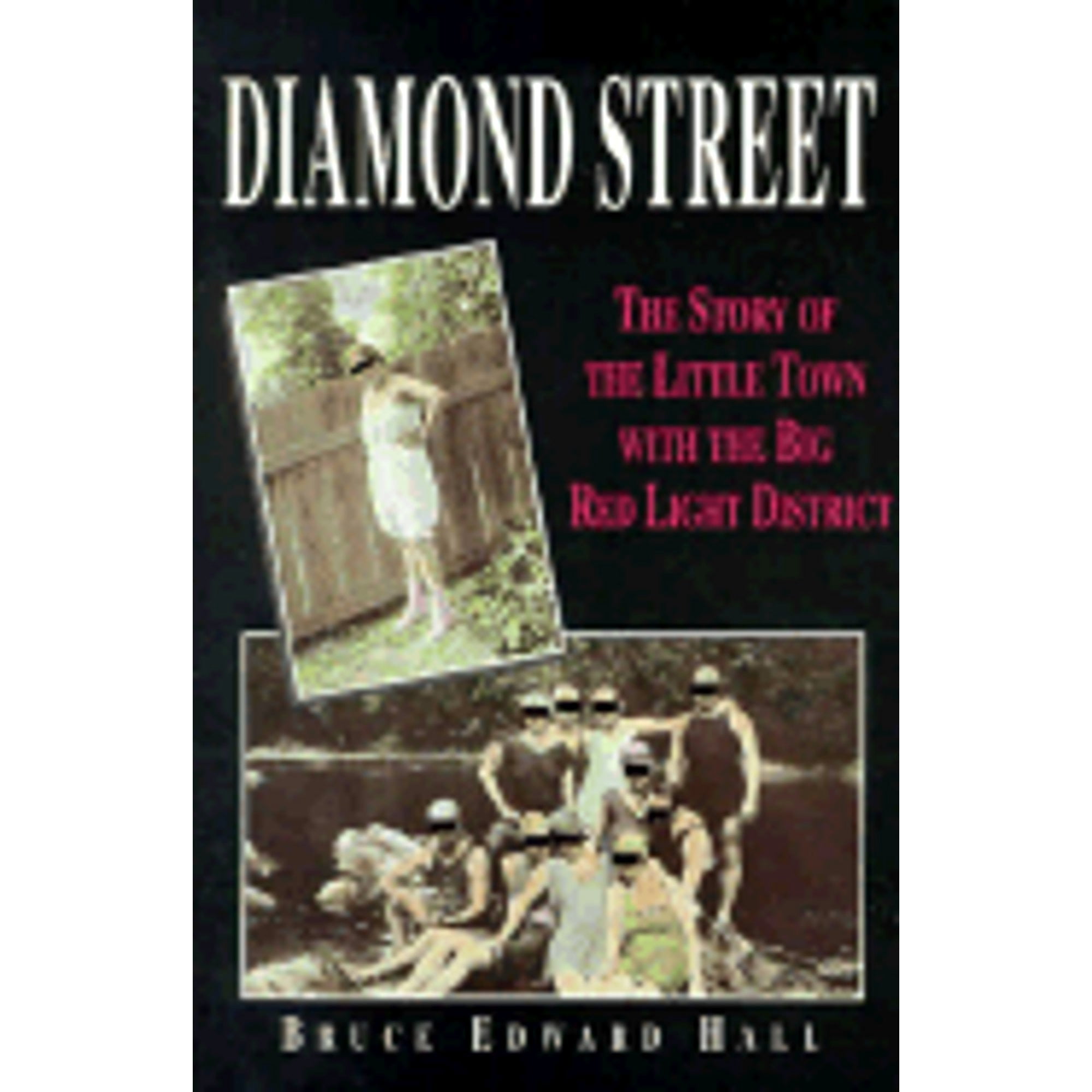 Pre-Owned Diamond Street: The Story of the Little Town With the Big Red ...
