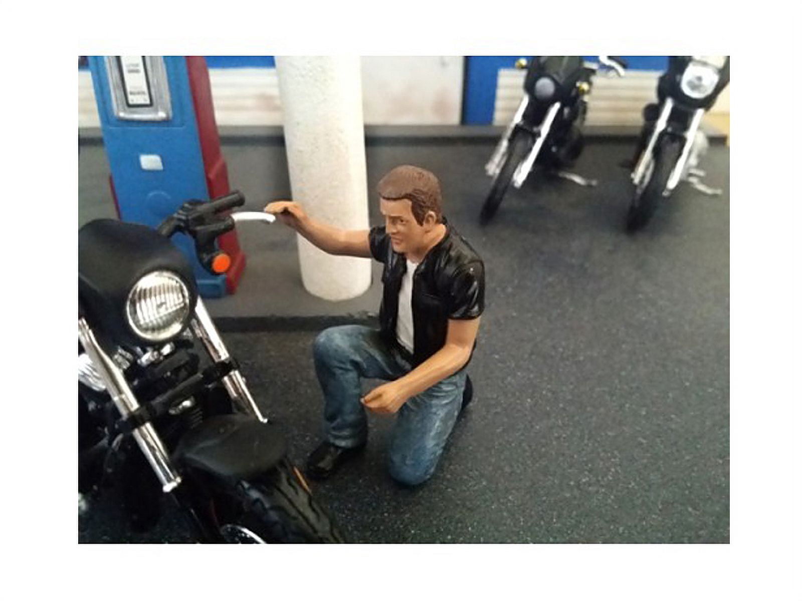Diecast Biker Motorman Figure For 1:18 Scale Models by American Diorama ...
