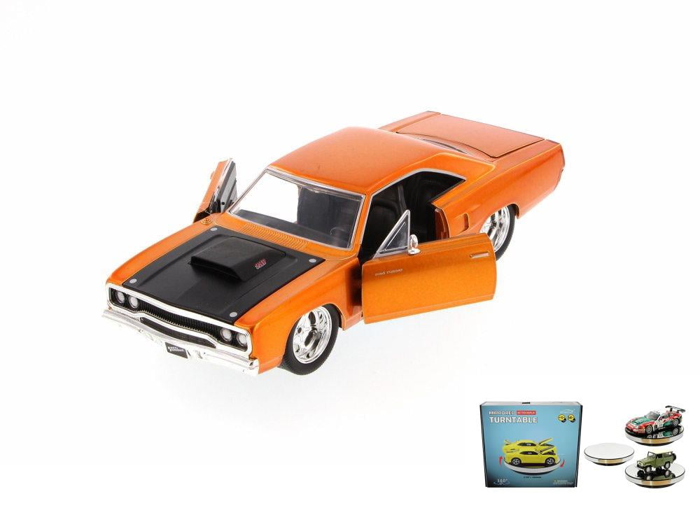 Diecast Car w/Display Turntable - 1970 Dom's Plymouth Road Runner - 1/ ...