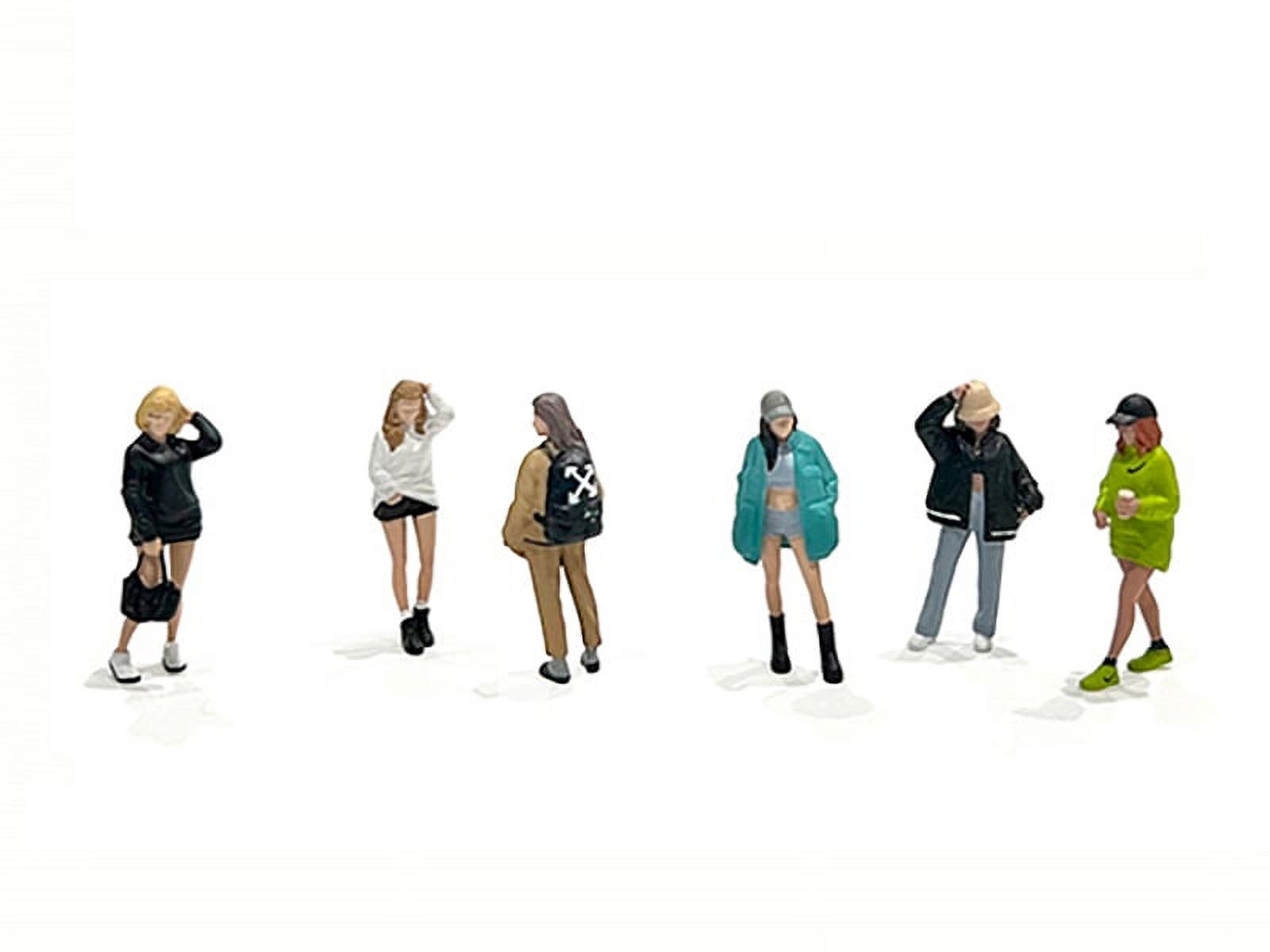 Diecast "Metro Girls" 6 piece Diecast Figure Set (6 Figures) Limited ...