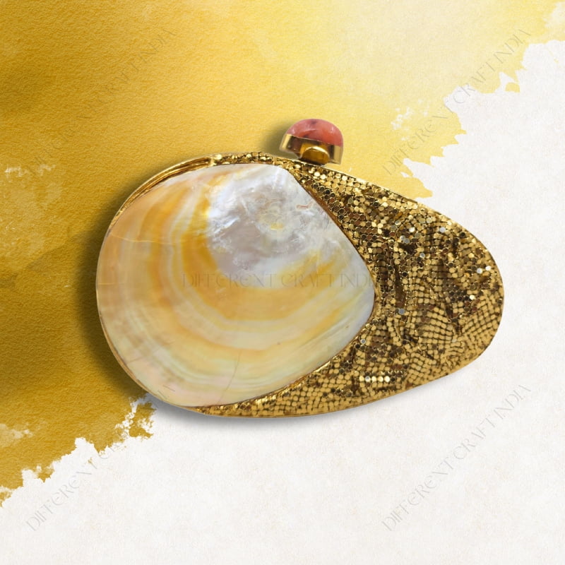 Different Craft India Gold Mesh Clutch Shell | Gold-Lip Oyster Seashell ...