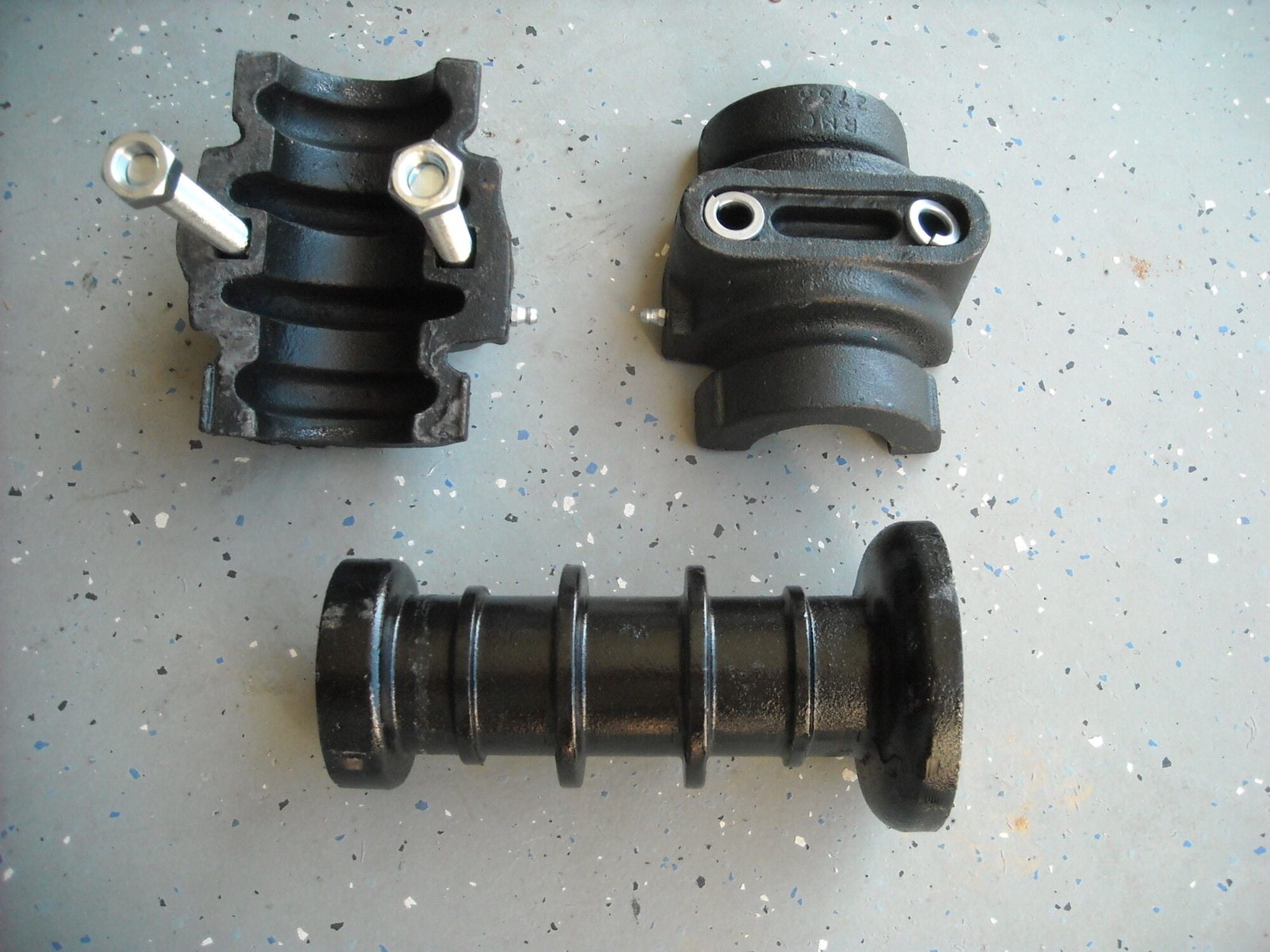 Disc Harrow Bearing Cap and Spool 1" Axle Kit - Walmart.com