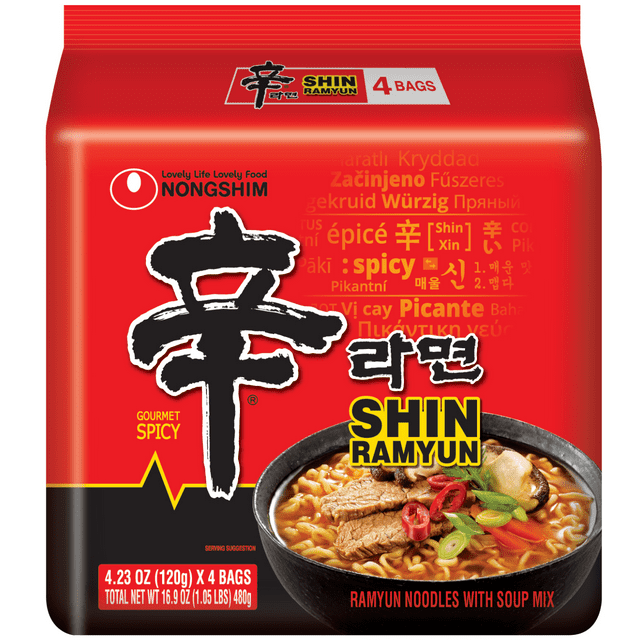 Nongshim Shin Ramyun Flavorful Spicy Beef Ramen Noodle Soup, 4.2oz X 4 ...