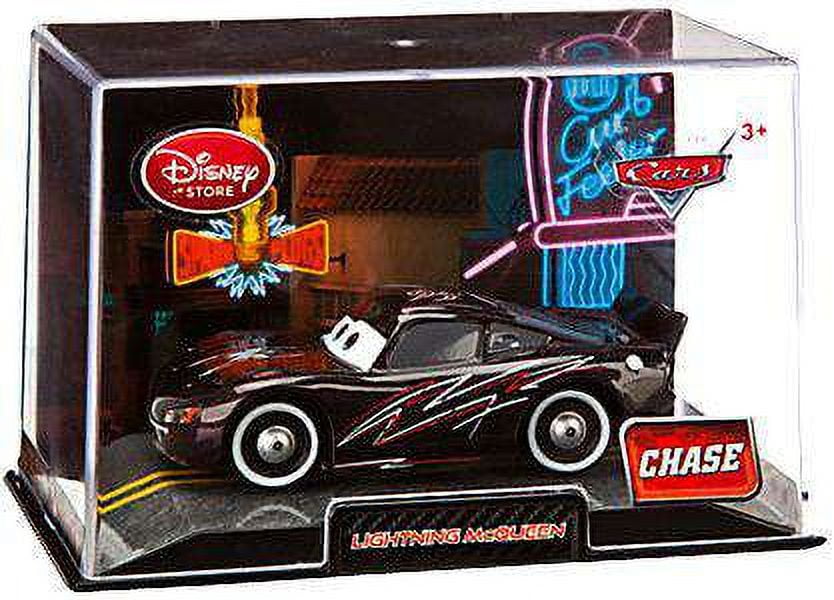 Disney Cars 1:43 Collectors Case Lightning McQueen Diecast Car (Black ...