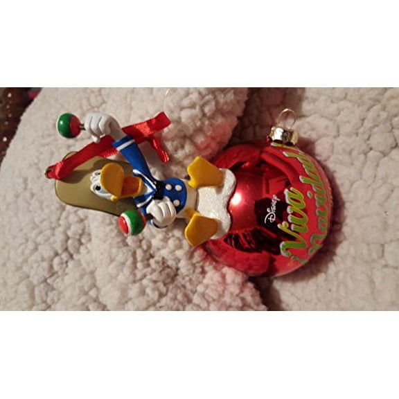Donald Duck Ornament