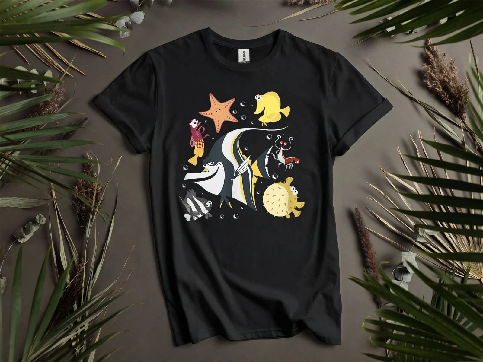 Disney Fish Tank Gang Finding Dory Nemo Ocean T-shirt - Walmart.com