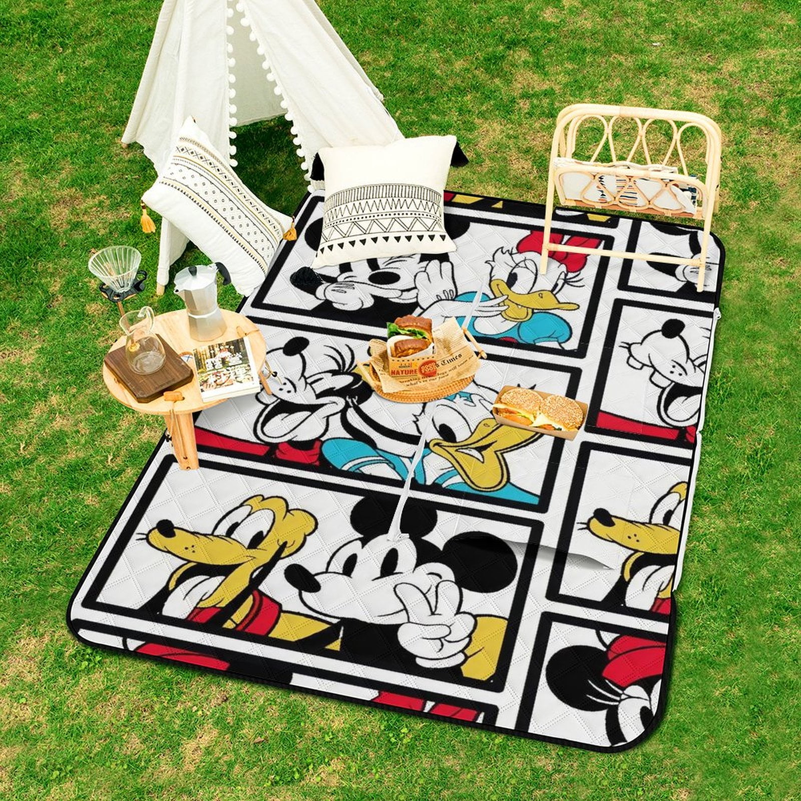Disney-Mickey And Friends Donald Duck Picnic Blankets Extra Large ...