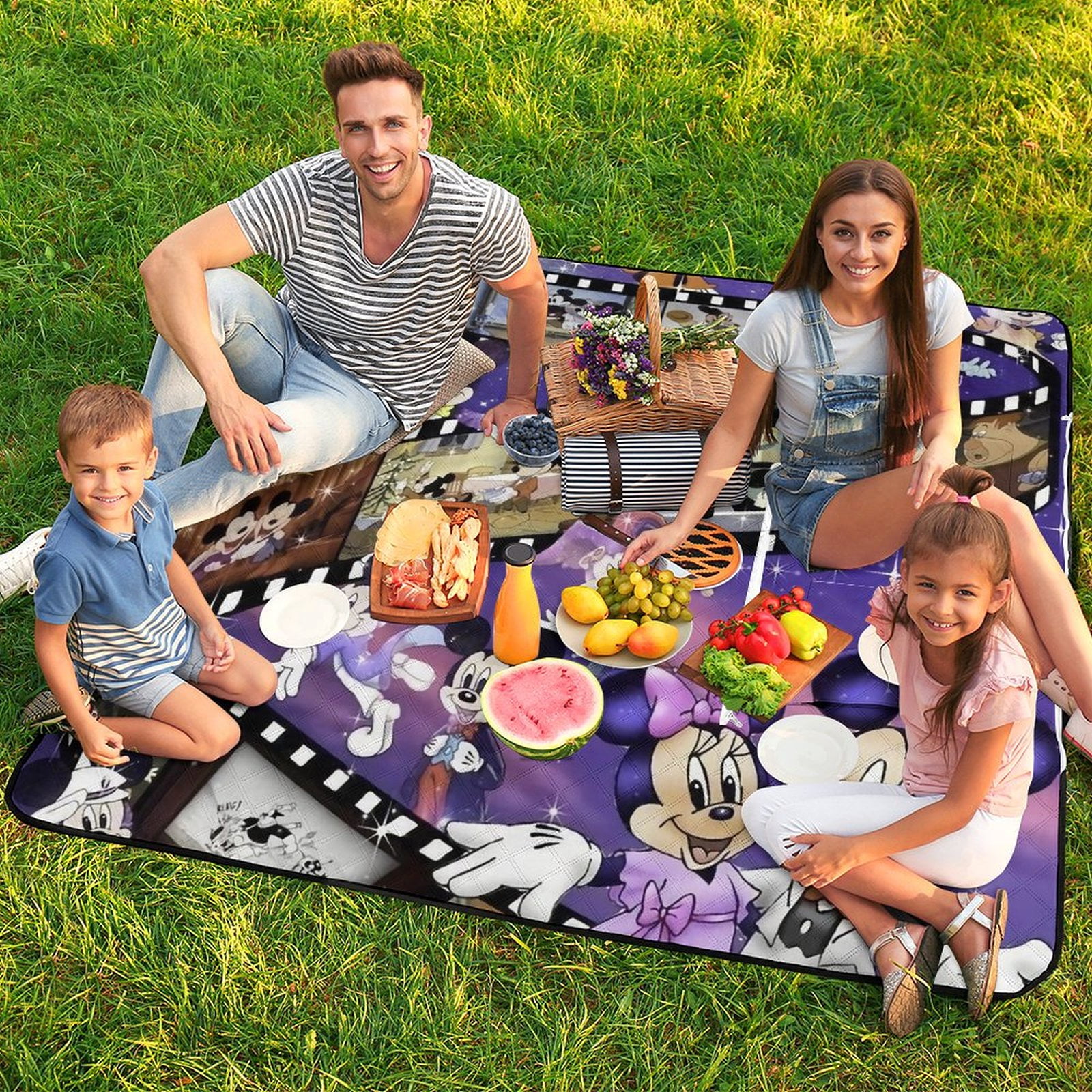 Disney-Mickey & Minnie Mouse Picnic Blankets 59"x59" Extra Large ...