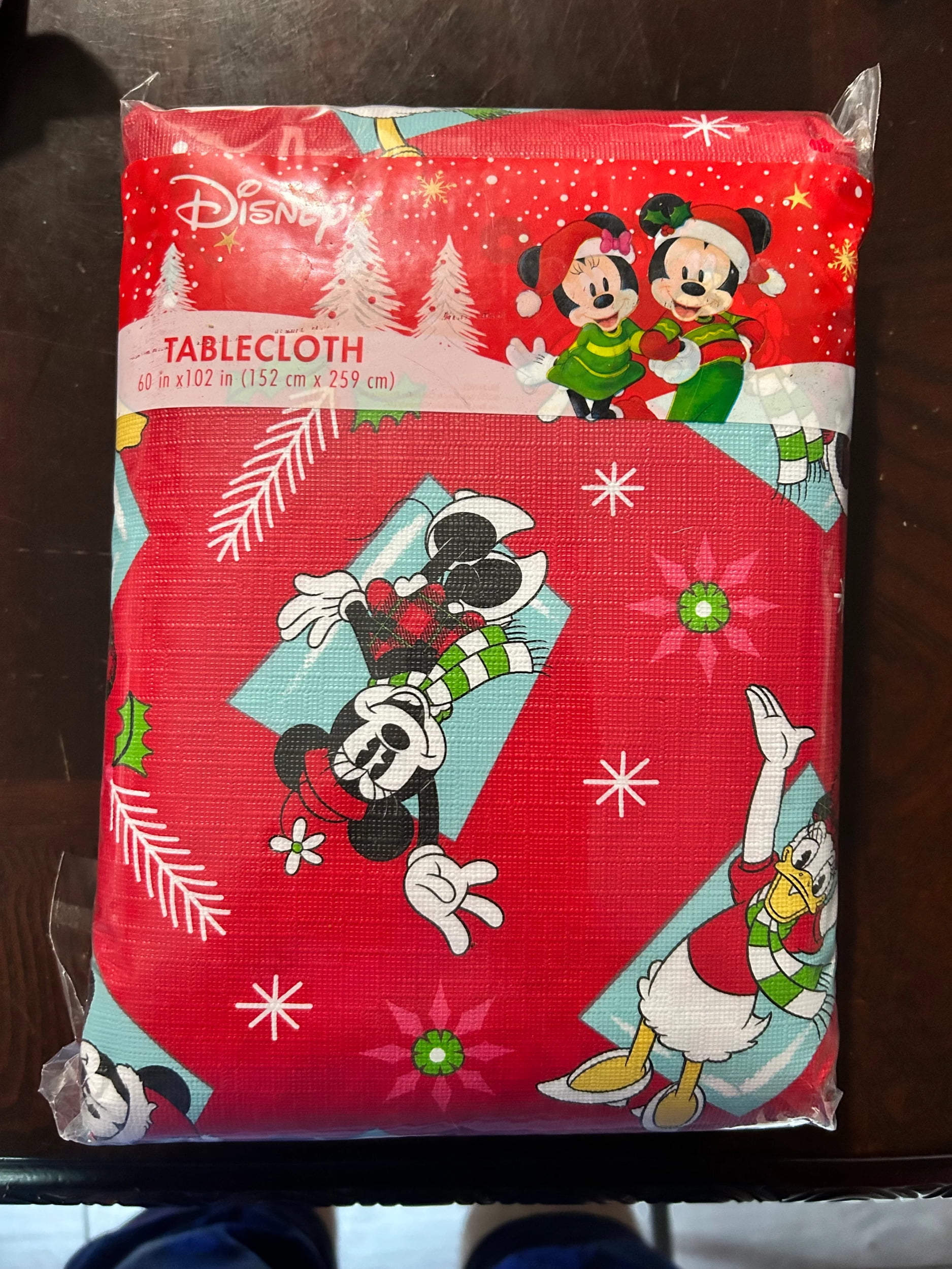Disney Mickey Mouse Christmas Themed Vinyl Table Cloth 60” x 102” 43725 ...