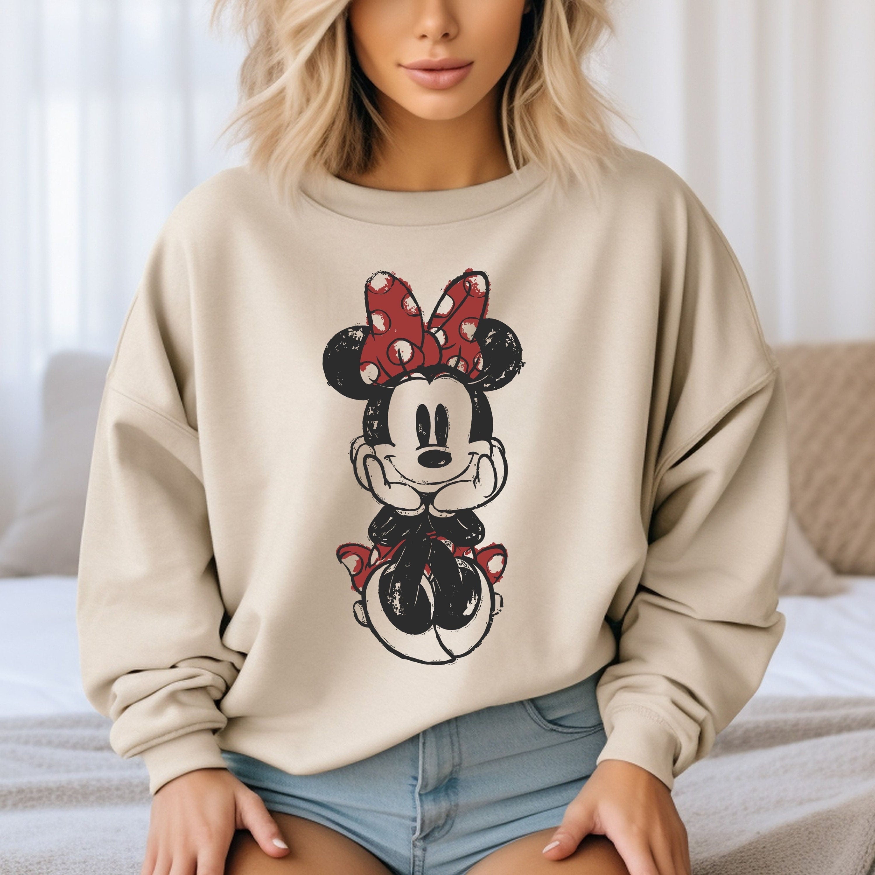 Disney Minnie Mouse Sketch Portrait Sweatshirt Disneyland Vacation Gift ...