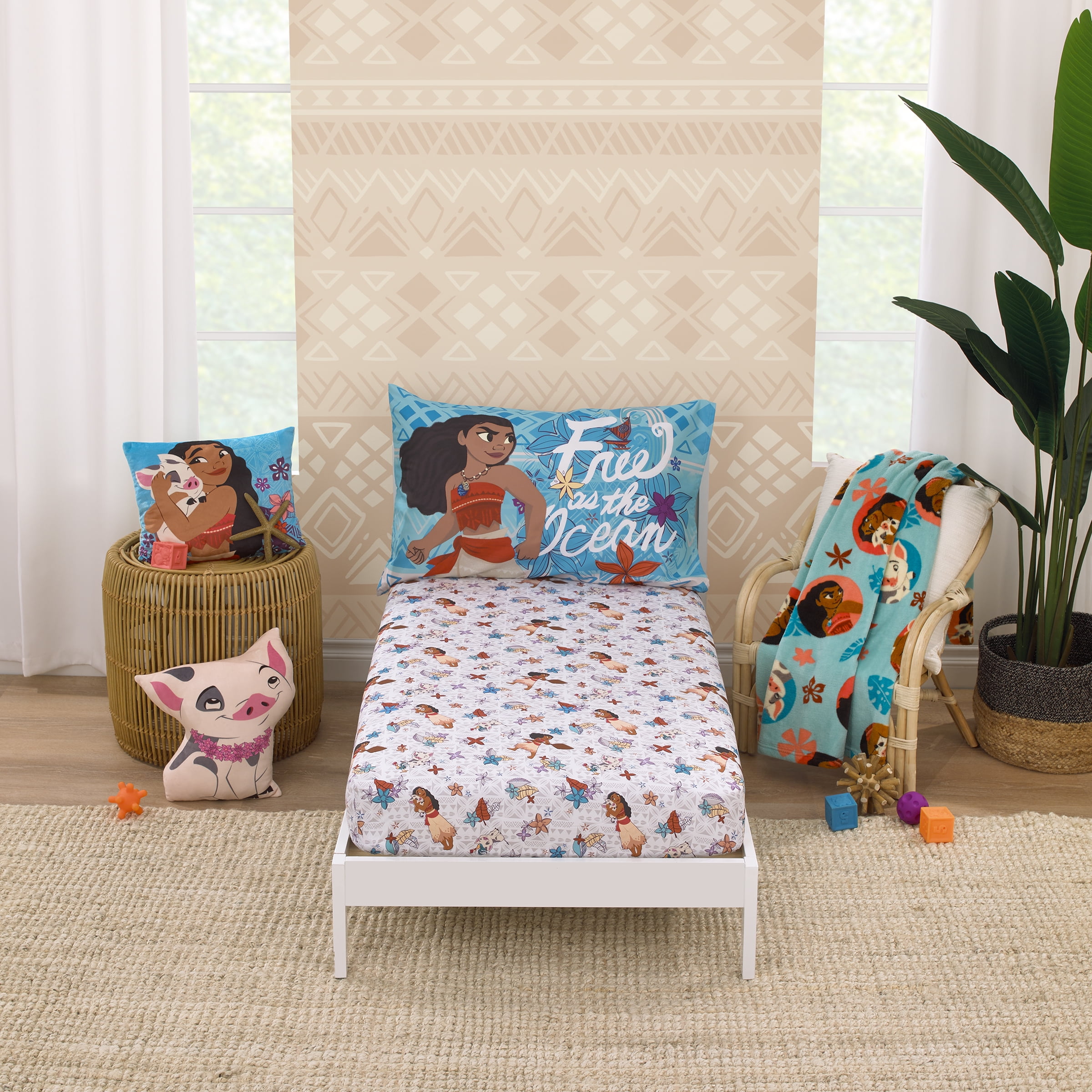 Disney Moana Free as the Ocean Toddler Bed Fitted Sheet and Pillowcase ...