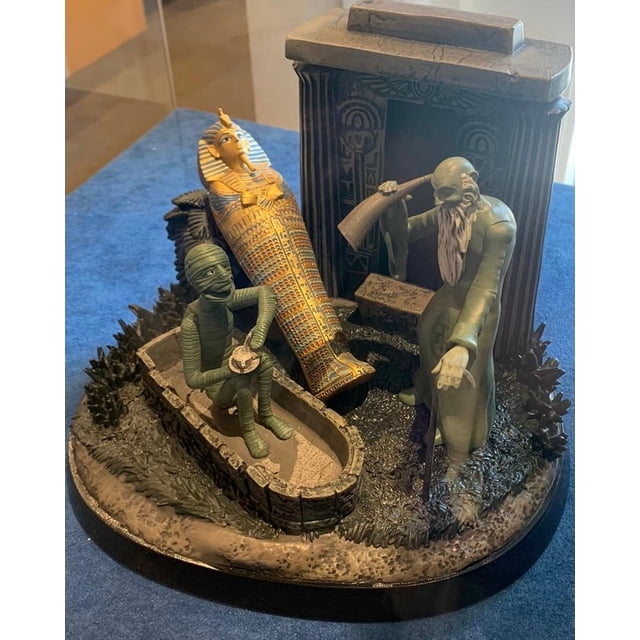 Disney Parks Haunted Mansion Mummy Musical Grim Grinning Ghosts ...