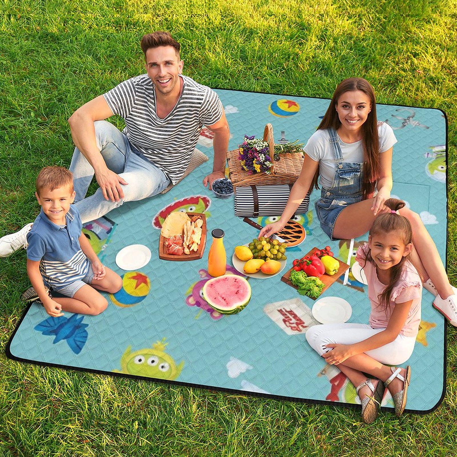 Disney&Pixar's Toy Story Alien Picnic Blankets Outdoor Blanket,78'x78 ...
