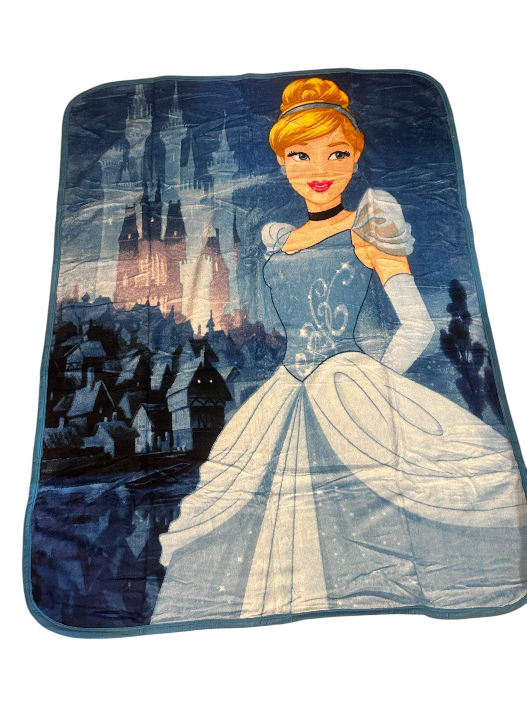 Disney Princess Cinderella Soft Plush 60"x80" Twin Size Blanket "Aim ...