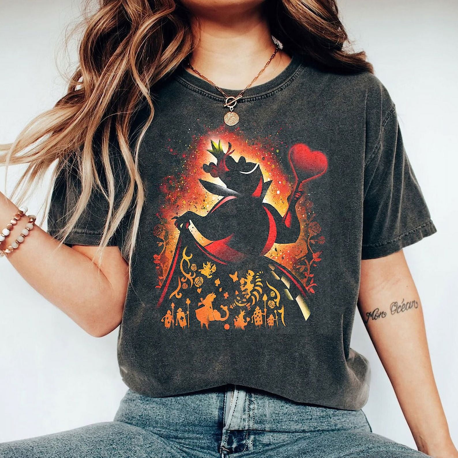 Disney Red Queen Alice In Wonderland Portrait Shirt, Disney Villains ...