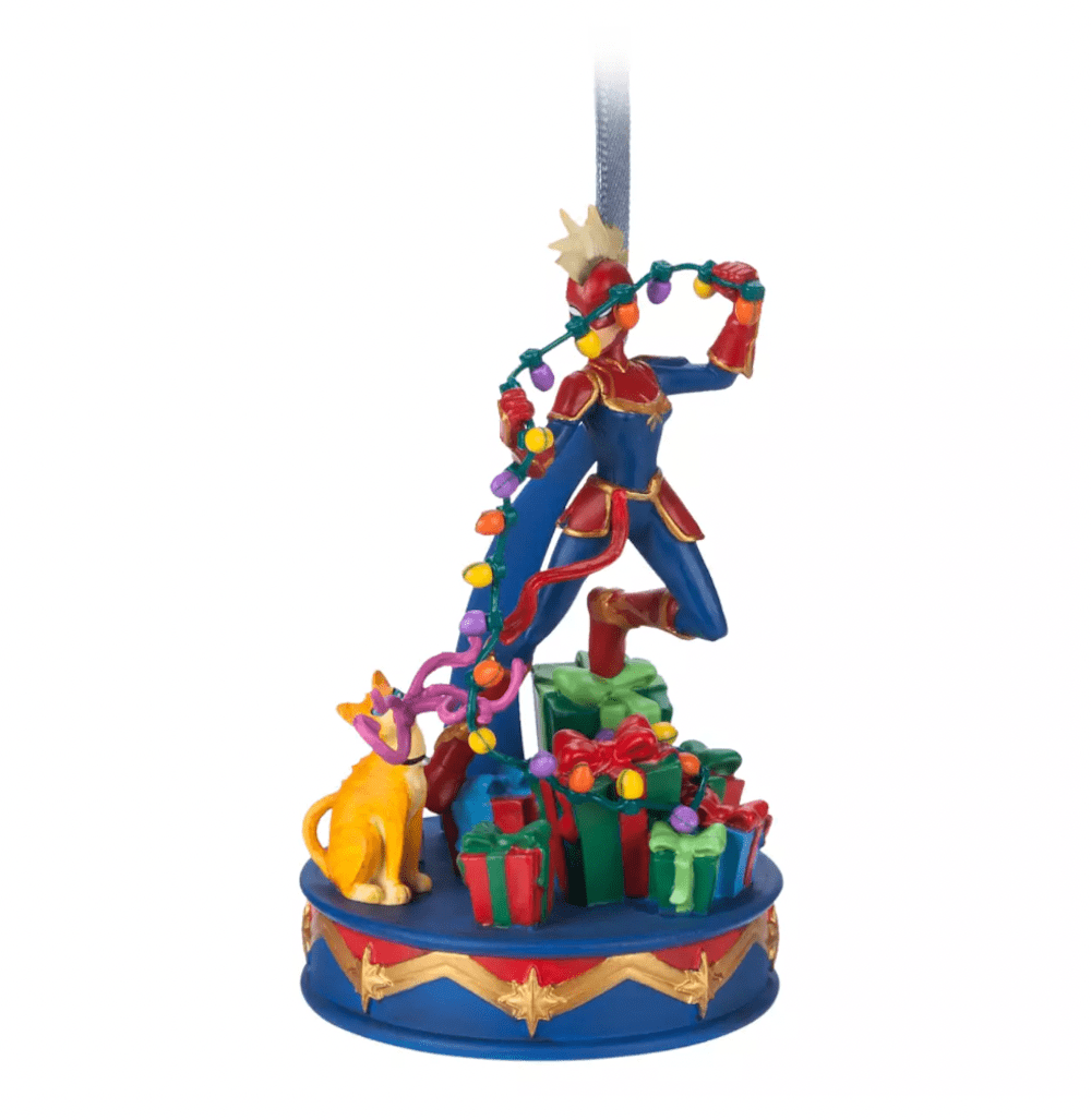 Disney Sketchbook Marvel Superhero Captain Marvel Light-Up Xmas ...