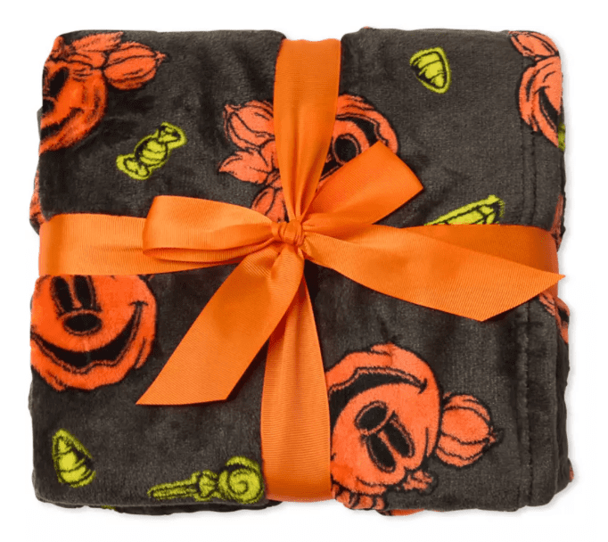 Disney Throw Blanket - Halloween Mickey and Minnie Pumpkins - Walmart.com