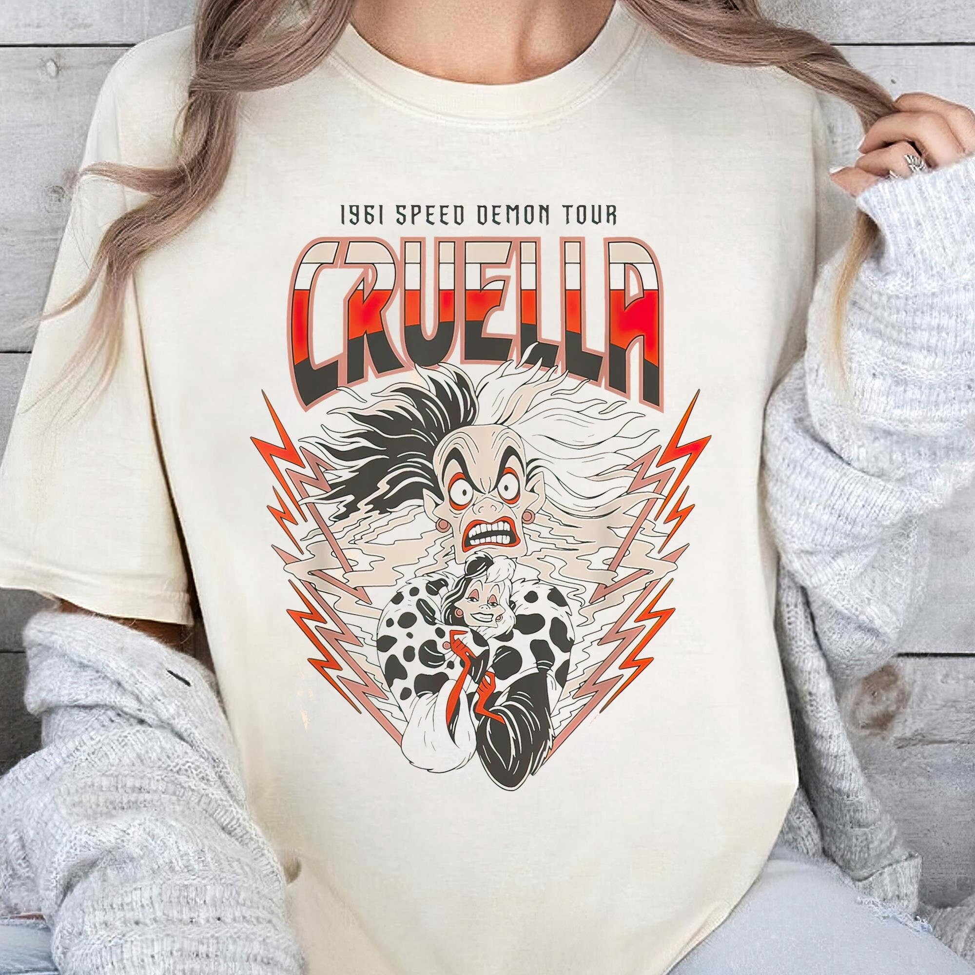 Disney Villains Cruella De Vil 1961 Speed Demon Shirt 101 Dalmations T ...