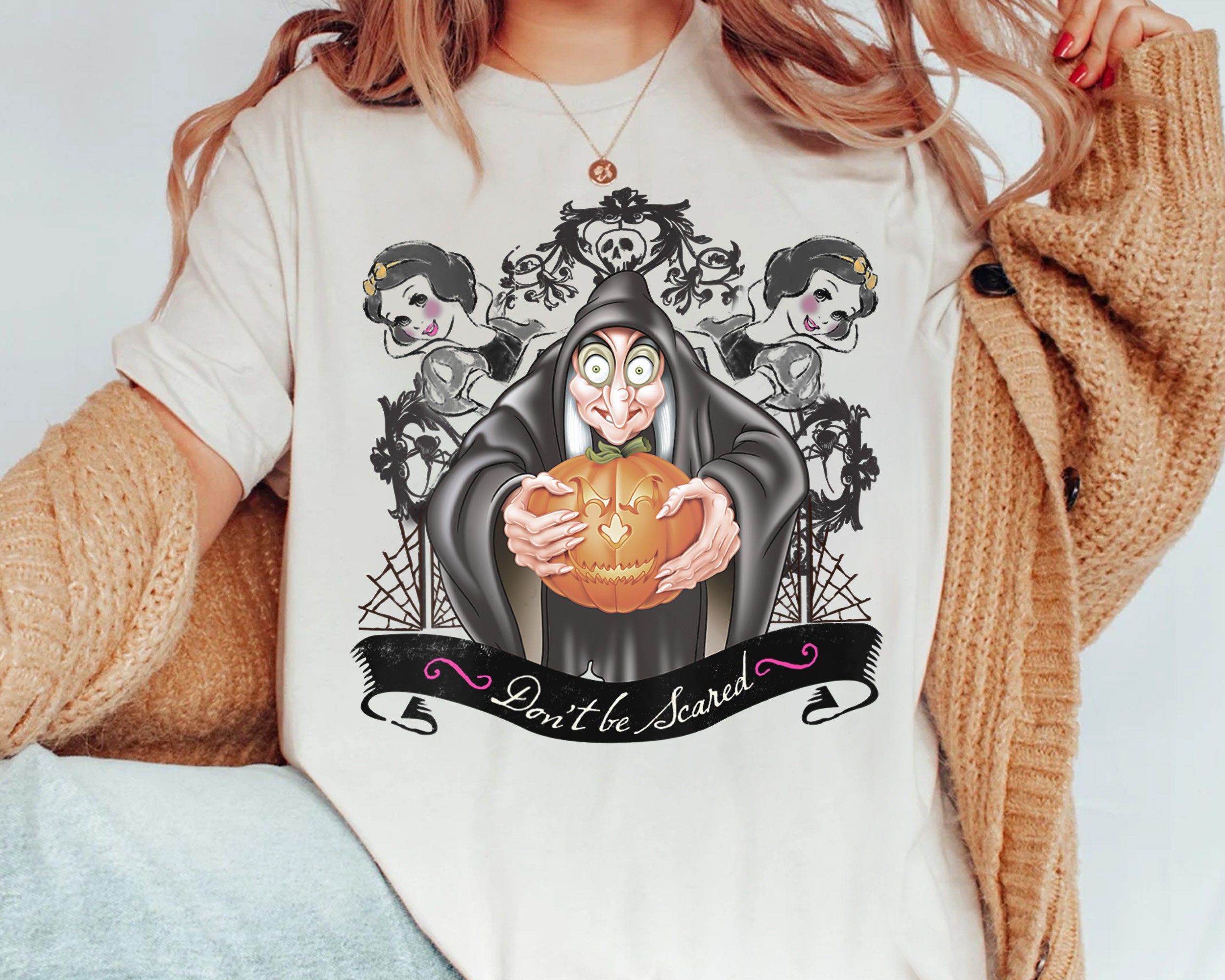 Disney Villains Snow White Evil Queen Pumpkin Don't Be Scared Shirt ...