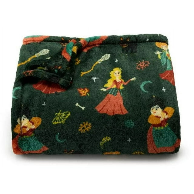 Disney's Oversized Supersoft Printed Plush Throw by The Big One, Hocus ...