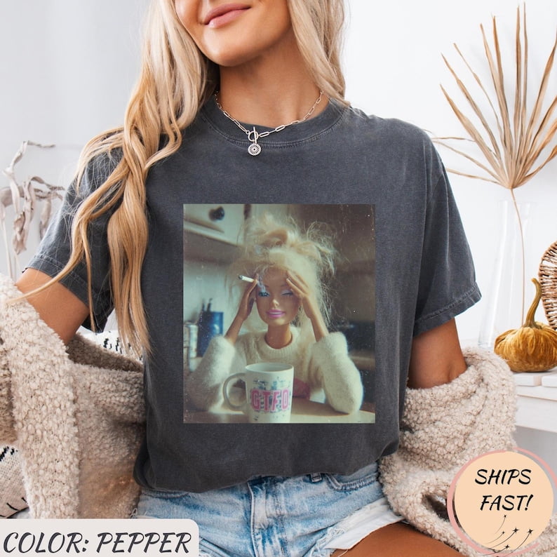 Distressed Doll Face Graphic Shirt Weird Expression Trendy Art Tee ...