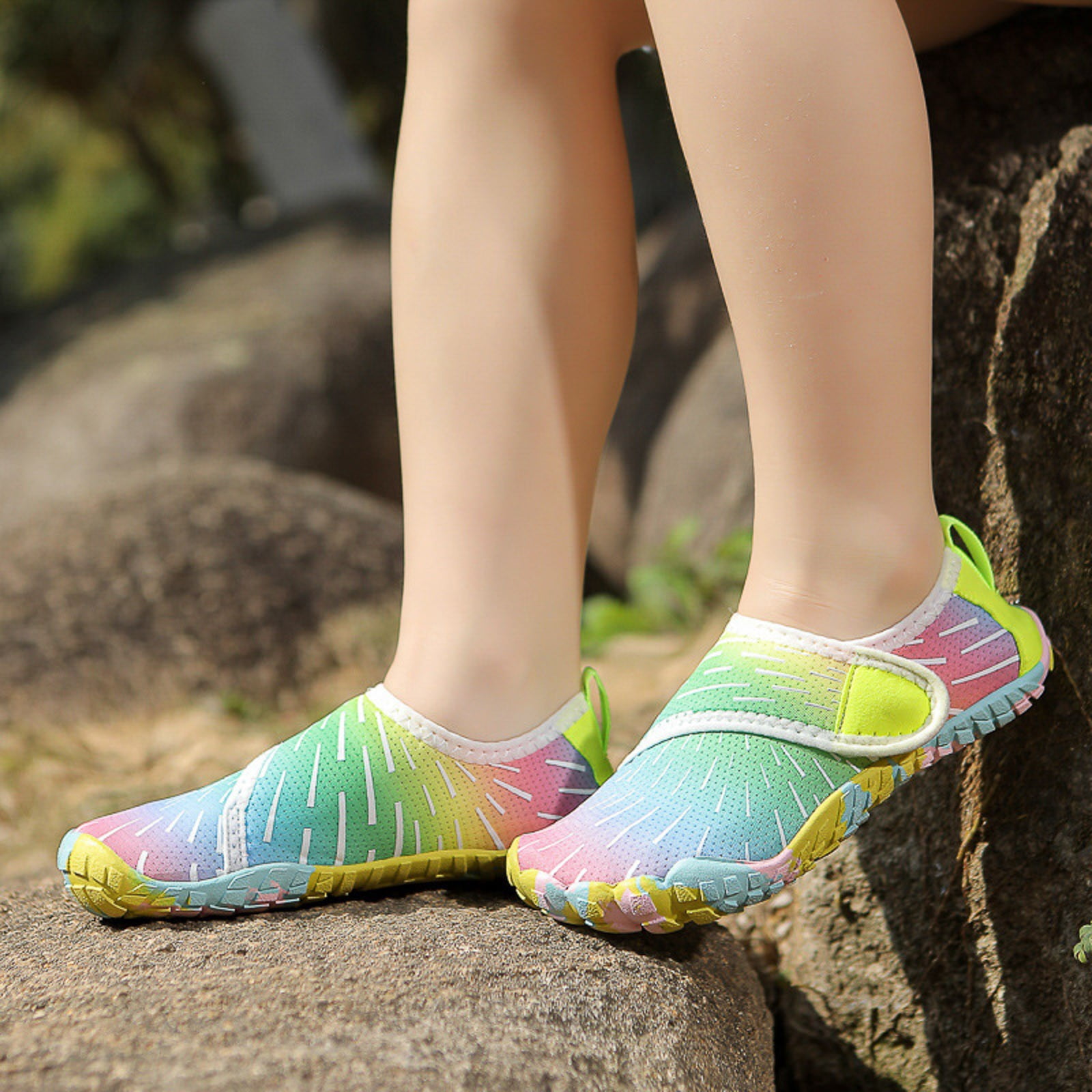 Djtdsds Kids Gradient Water Shoes Non- Barefoot Aqua Socks for Beach ...