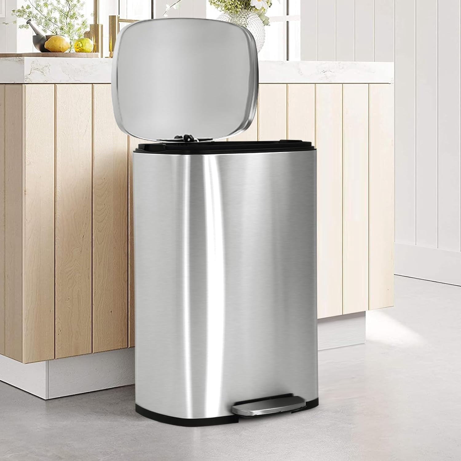Dkelincs 13 Gallon Kitchen Trash Can with Lid Step Garbage Bin ...