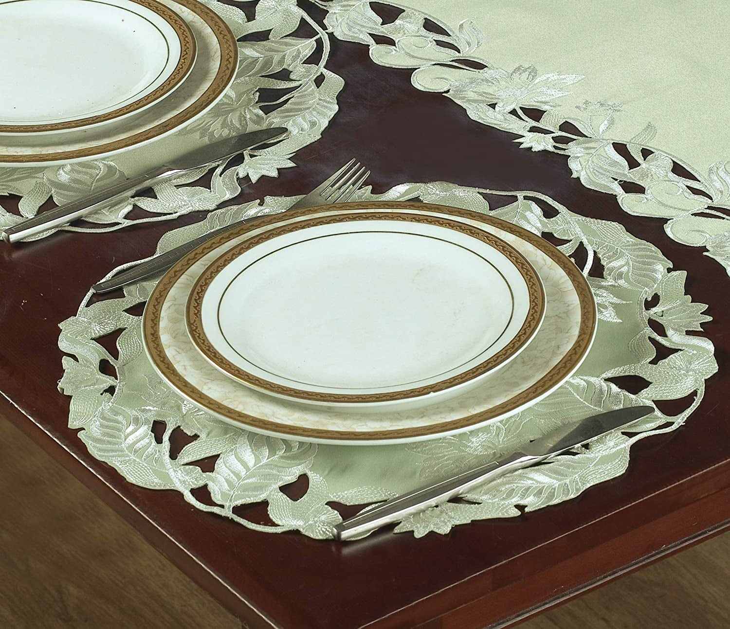 Decozen Doilies Set of 4 for Dining Table Material Polyester Table ...