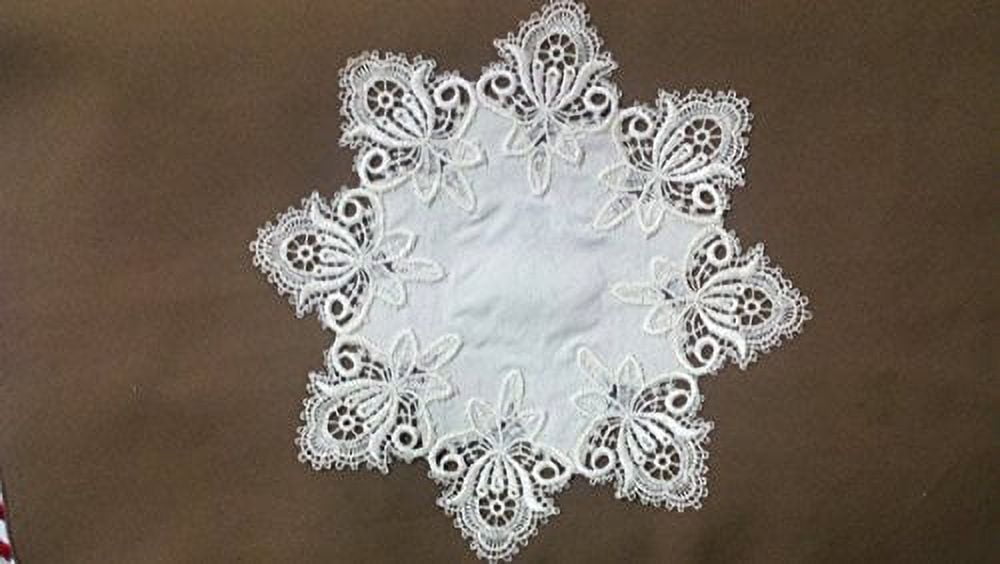 Doily Boutique Round Doily in Antique White Vintage Lace and Fabric ...