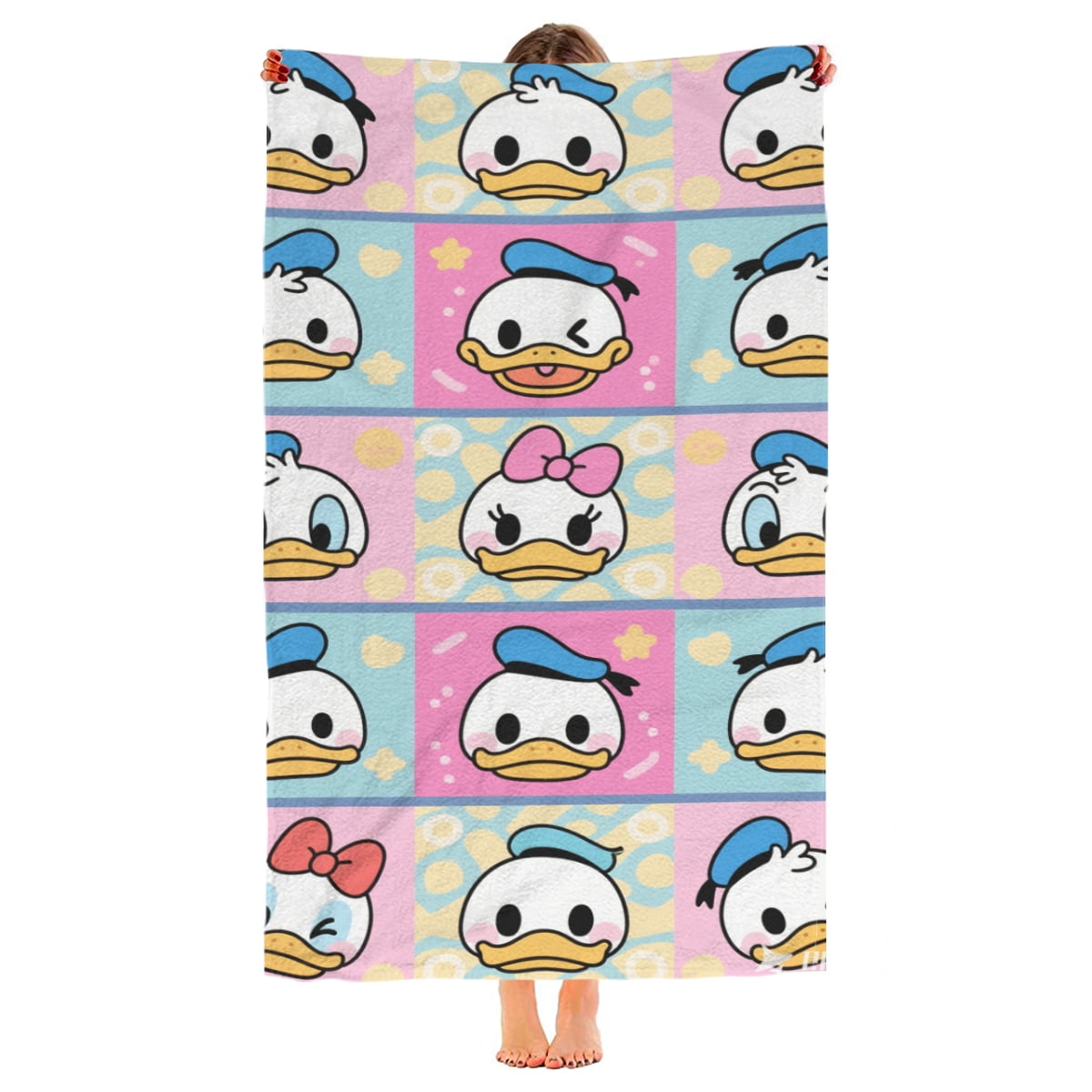 Donald Duck Comfort Style Beach Towel for Outdoor Use - Walmart.com