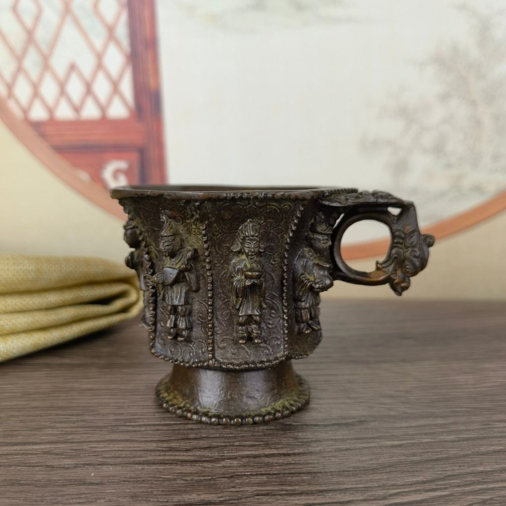 Dong Bronze Tang Dynasty Le Terracotta Figure Pattern Eight Ribbed Cup ...