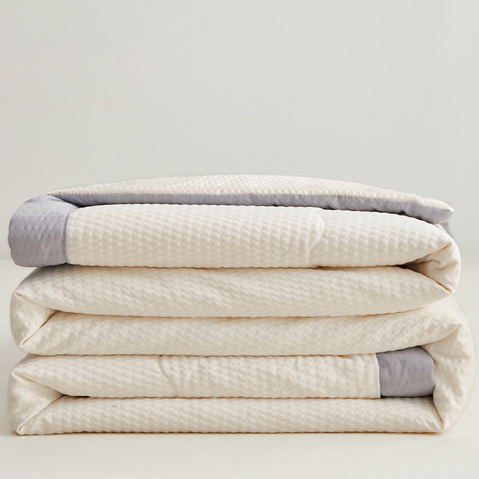 Double Comforter Soy Warmer Thin Comforter Machine Washable Comforter ...