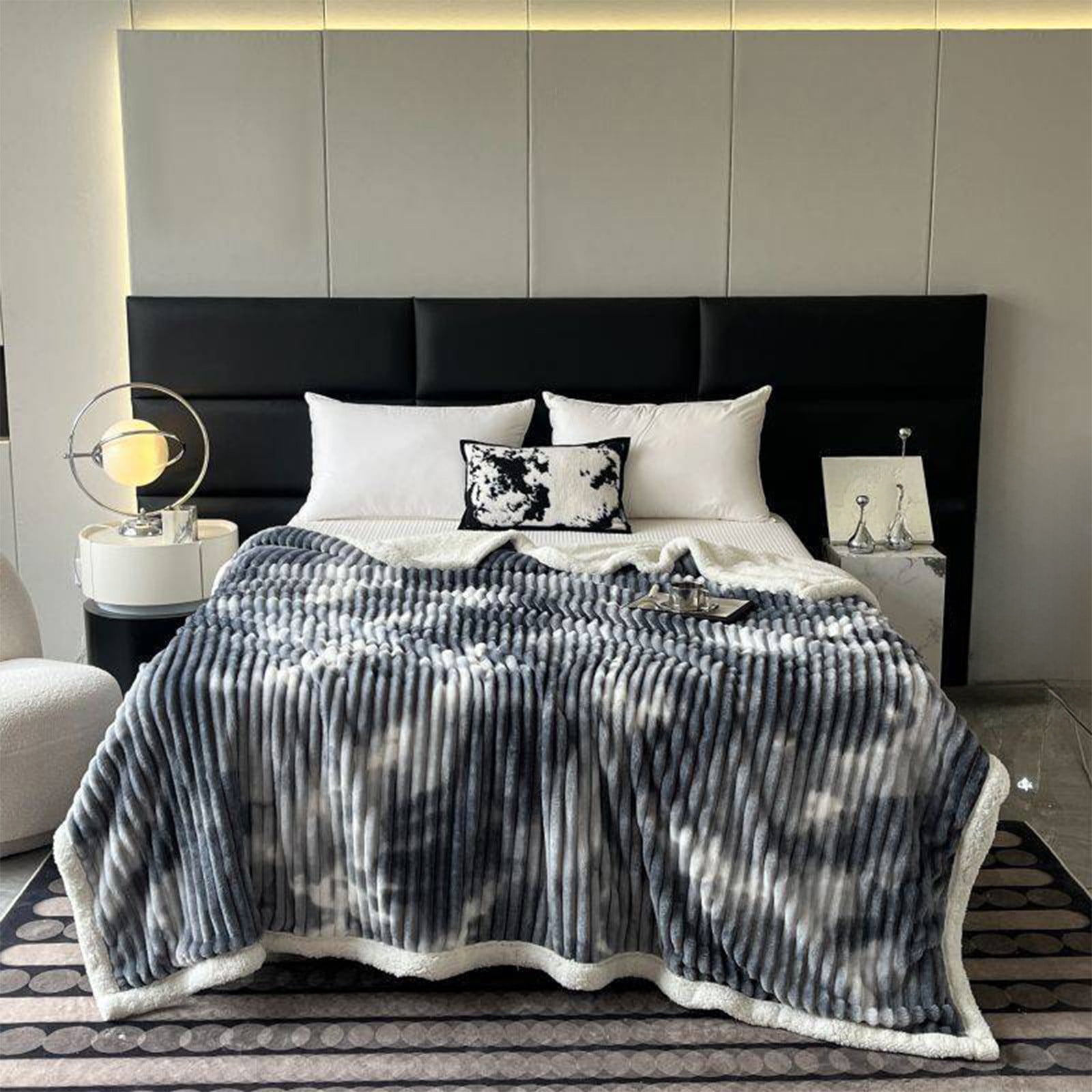 Double Layer Thickened Lamb Wool Blanket, Milk Fleece Flannel Throw ...