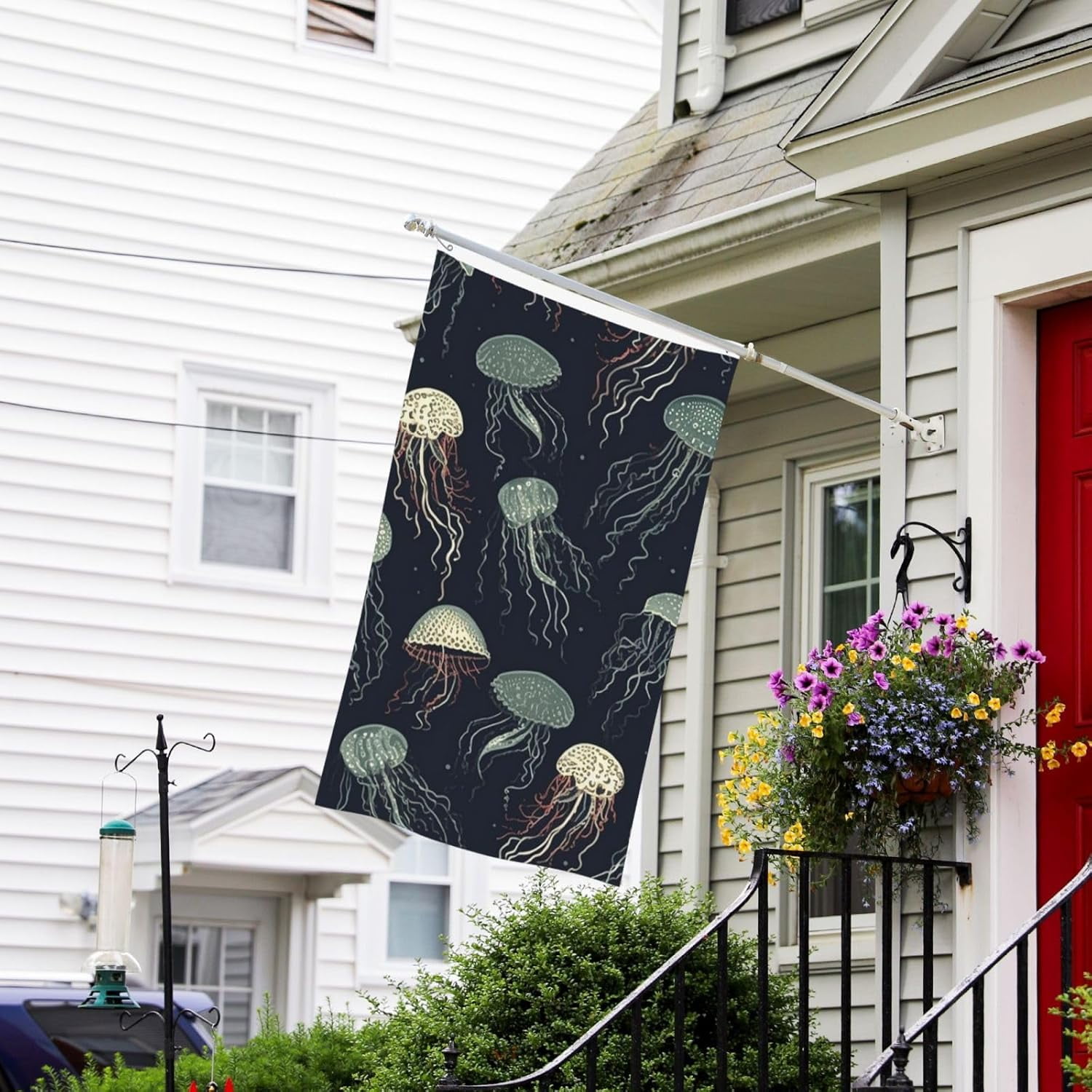 Double Sided Jellyfish Pattern Garden Yard Flags Greeting Banner Fade Resistant Outside Flag ...