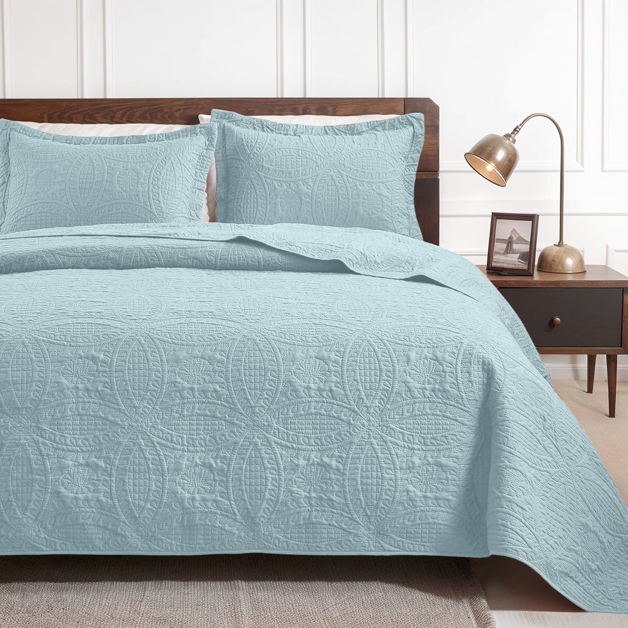 Double bed set, ultrasonic embossed bed cover with embossed pattern ...