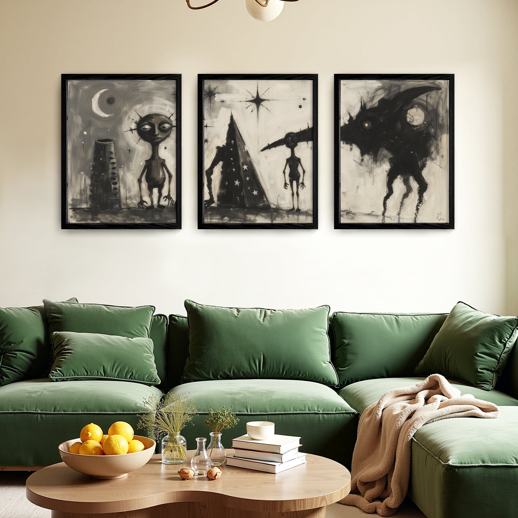 Dovelina Black & White Alien Wall Art – Three-Legged & Spiked-Head ...