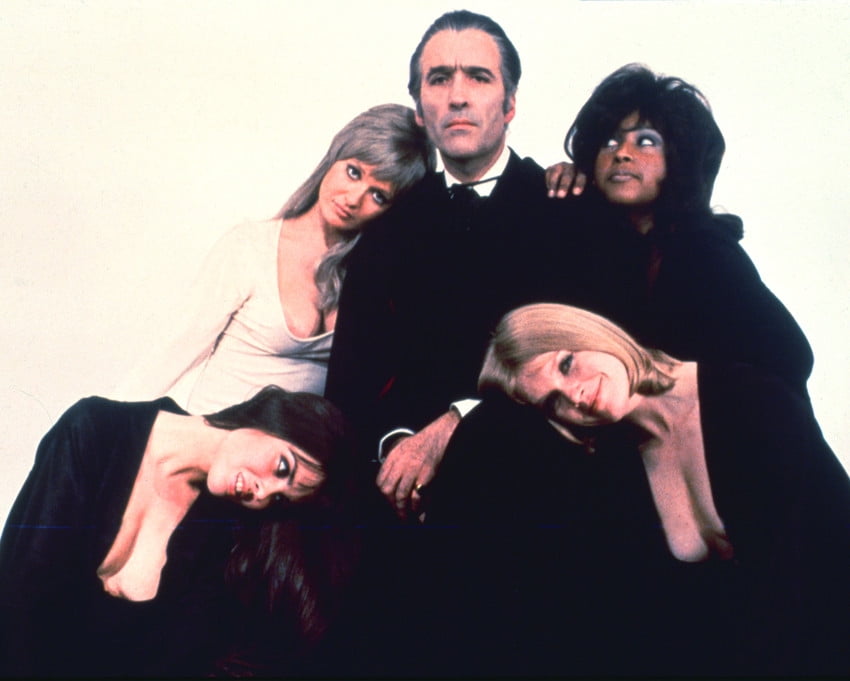 Dracula A.D. 1972 Christopher Lee As Count Dracula, Stephanie Beacham ...