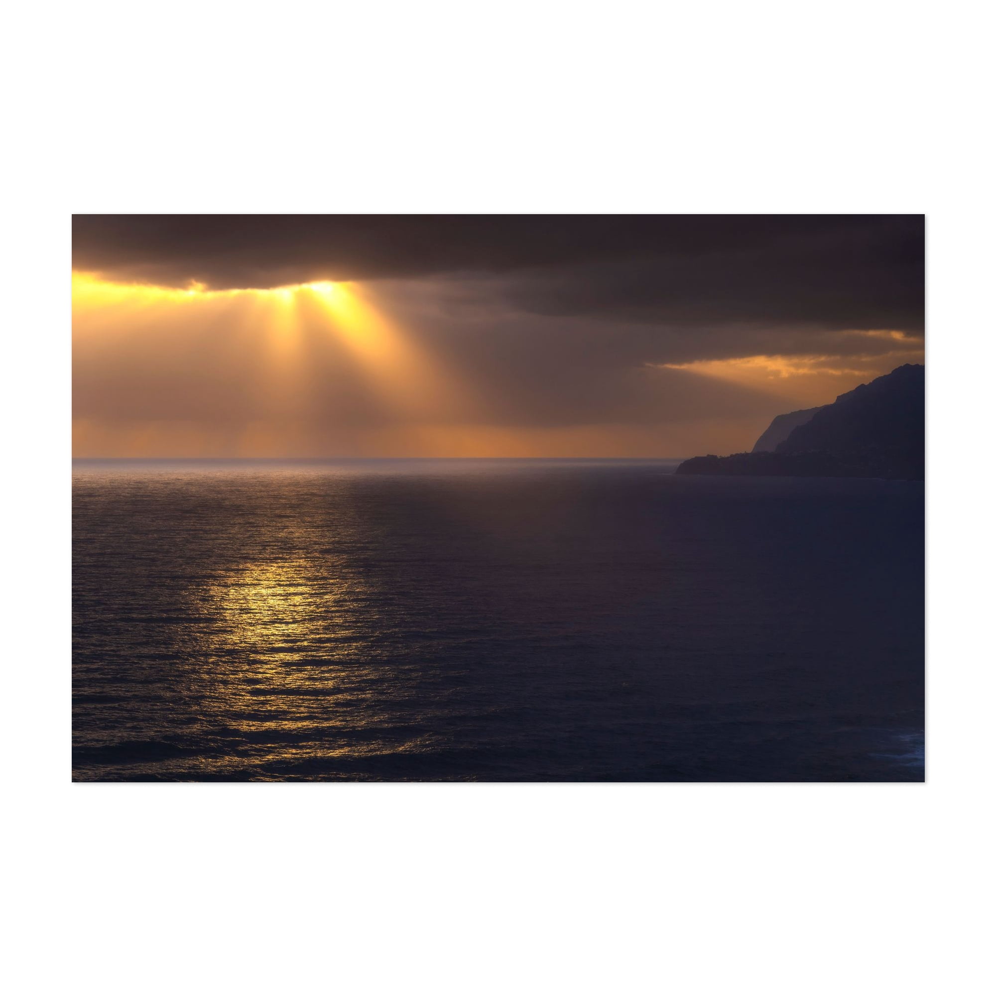 Dramatic Light at Miradouro do Veu da Noiva Viewpoint in Madeira ...