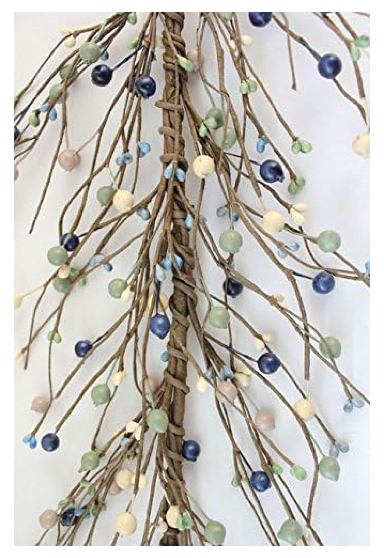 Drevy AR49 Primitive Pip and Holly Berry in Cream, Green, Blue and Grey ...